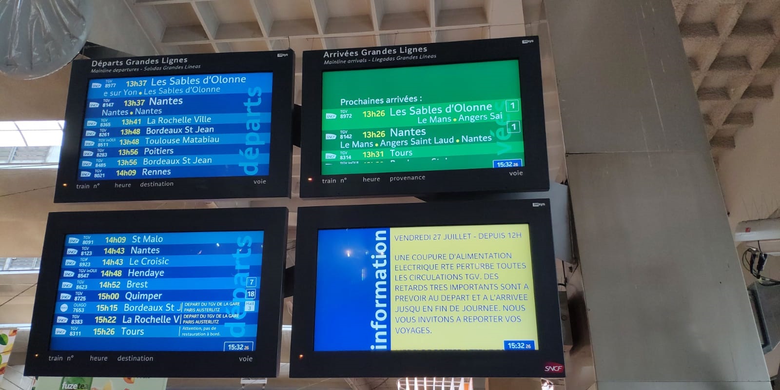 Suite à un incendie, le trafic est très perturbé à la gare Montparnasse Suite à un incendie, le trafic est très perturbé à la gare Montparnasse