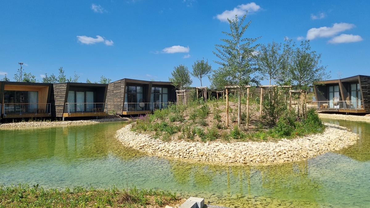 On a testé Ecolodgee, le nouvel hôtel du Futuroscope