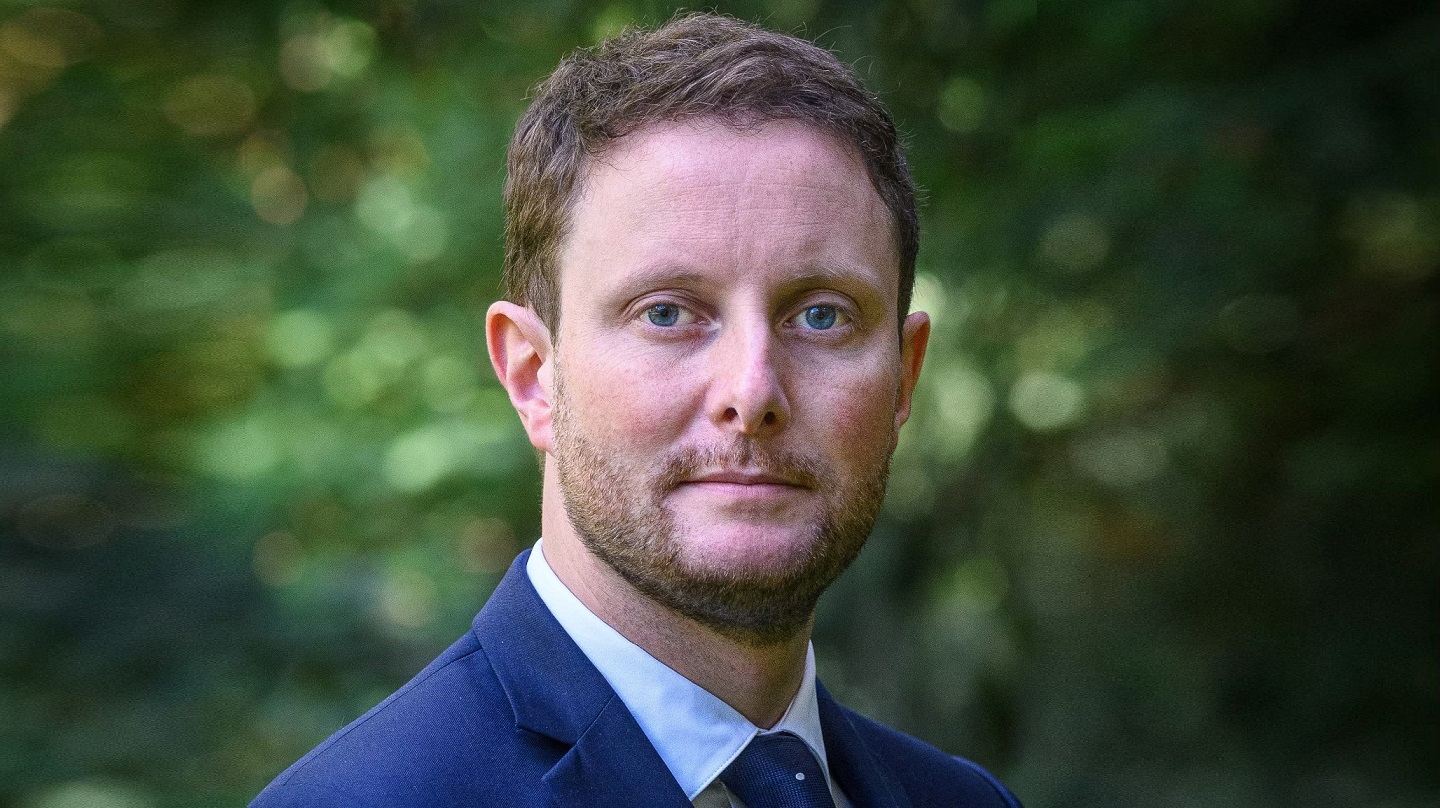 Clément Beaune veut un tarif minimum pour les billets d'avion en Europe