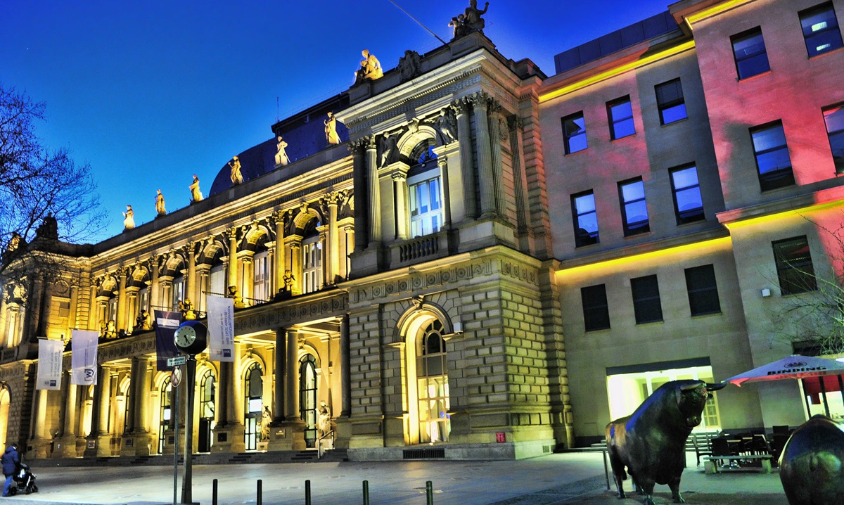 TUI Group rejoint définitivement la Bourse de Francfort