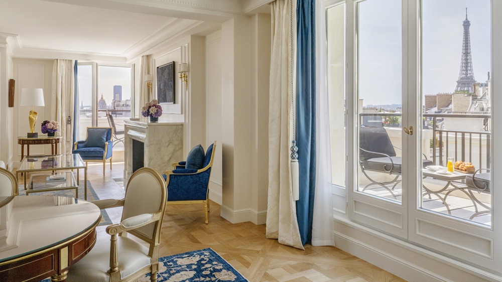 Paris : le Four Seasons George V a rénové toutes ses chambres